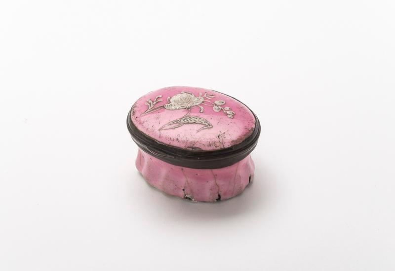 box, snuff - The Johnston Collection