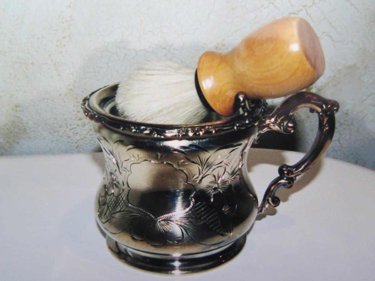 mug, shaving - The Johnston Collection