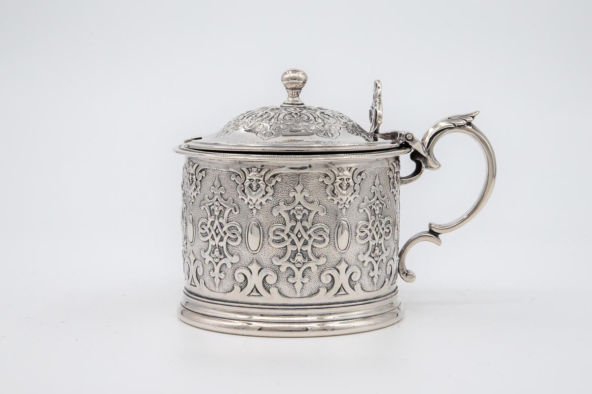 pot, mustard - The Johnston Collection